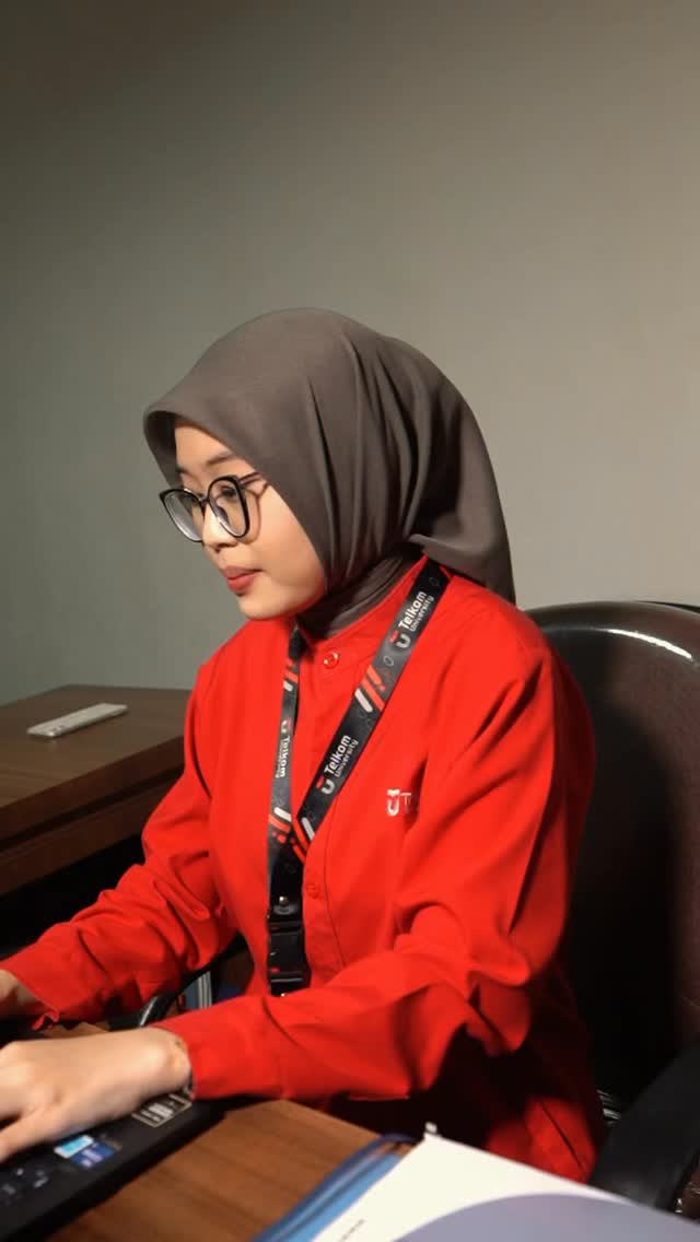 HEI TelUtizen Selamat mempertingati Hari Kartini Perempuan hebat bukan yang tak