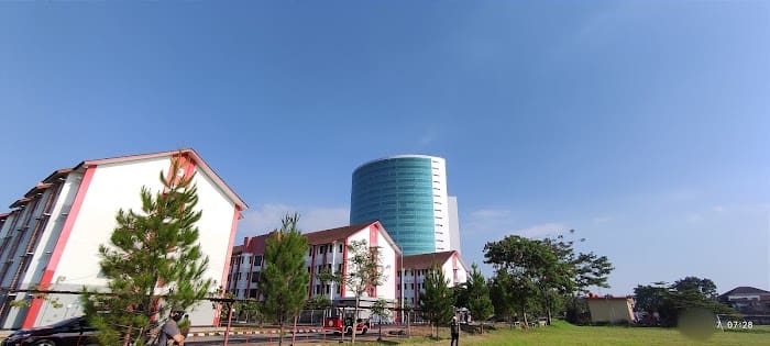 Telkom University Student Dormitory Building 11 – TelUtizen Campus Life